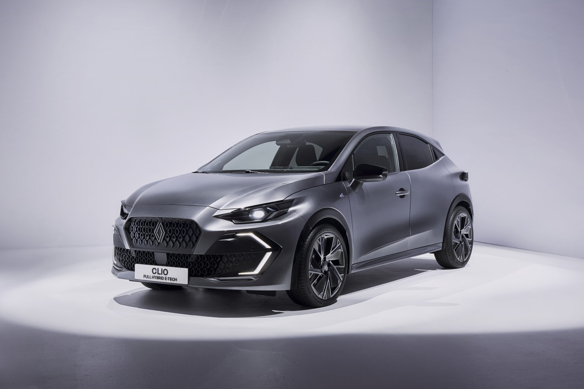 Nuova Renault Clio 2026: sesta generazione, evoluzione tecnica e ...